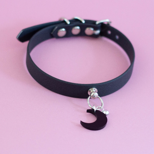 vegan bdsm collar black moon - Ceremony Leather