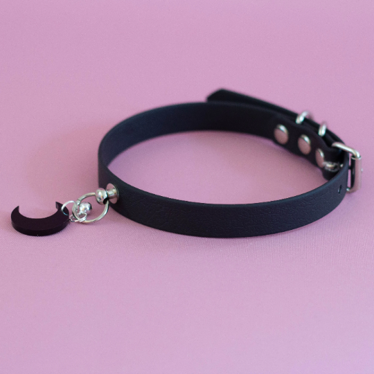 vegan bdsm collar black moon - Ceremony Leather